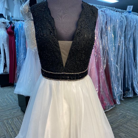 couture prom | Dresses | Envious Black And White Short Dress | Poshmark